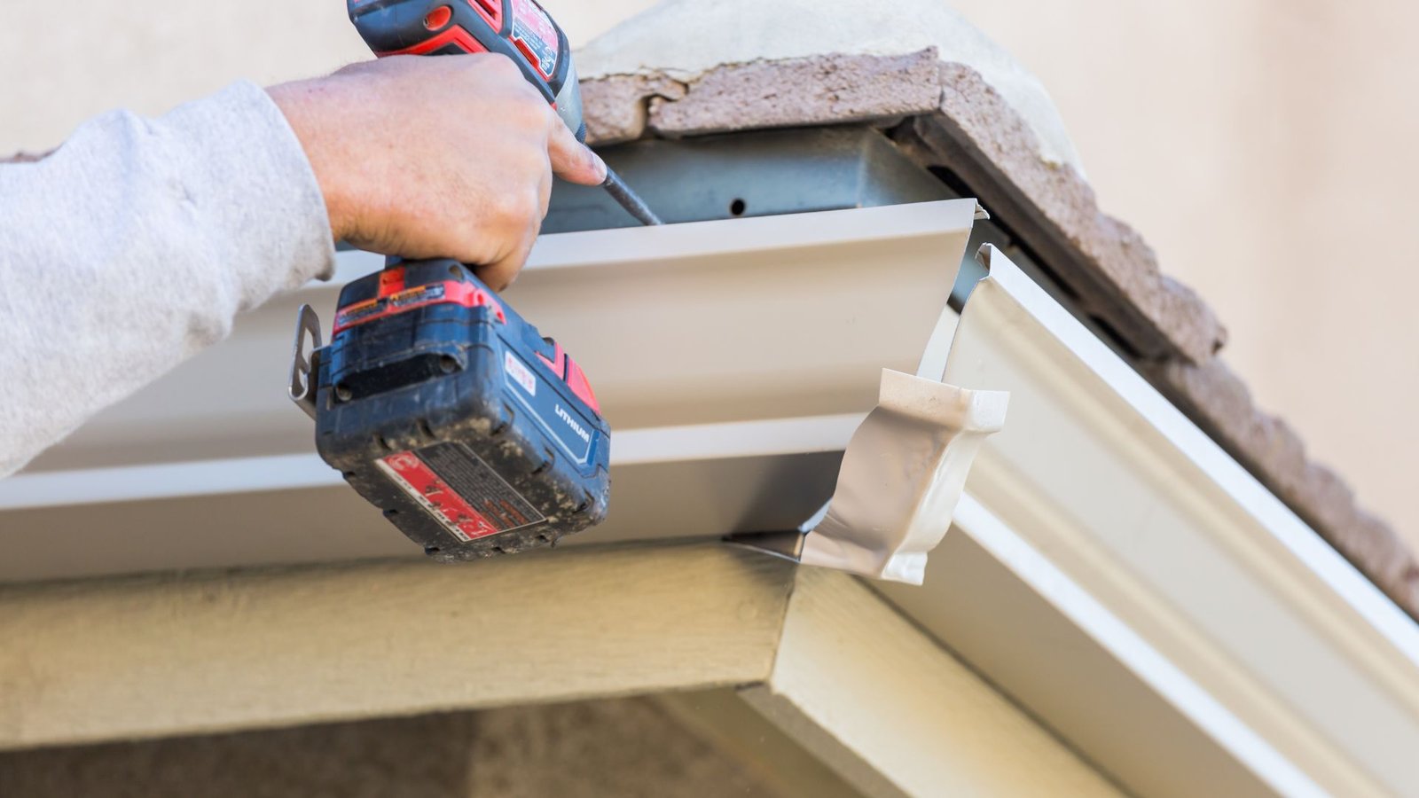 Gutter Repair Costs in Auckland: Pricing, Factors & Money-Saving Tips